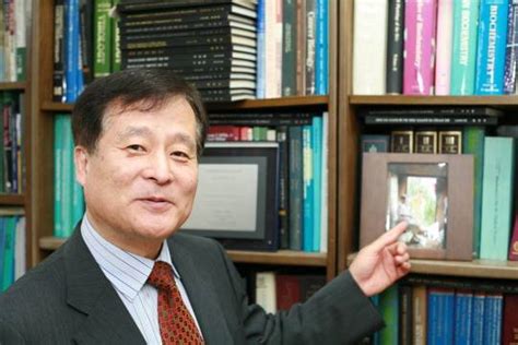 커버스토리 당당하게 함께하는 노년이 장수