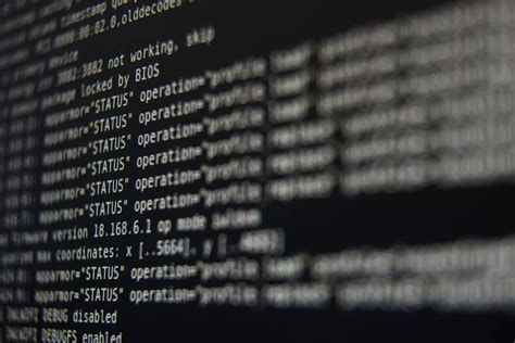 如何使用 Awk 从命令和脚本中选择数据