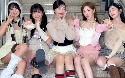 【red Velvet】reveluv🤍 看了第二周的music Bank吗 感谢大家的应援🥰 Red Velvet Red Velvet