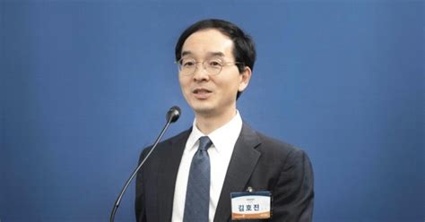 딱 한 번 재발로 실명까지희귀한 이 병 재발 막는 게 치료 핵심