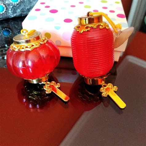 کمدا قیمت و خرید چراغ چینی رنگ قرمز و طلایی