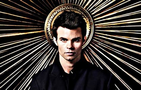 Daniel Gillies The Vampire Diaries