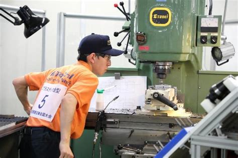 日立グローバルライフソリューションズの選手が第60回技能五輪全国大会で金メダル1個銅メダル1個敢闘賞を受賞 日立グローバルライフ