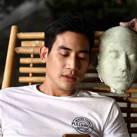 บิ๊ก ทองภูมิ หนุ่มหล่อ กล้ามโต ซิกแพ็คแน่น