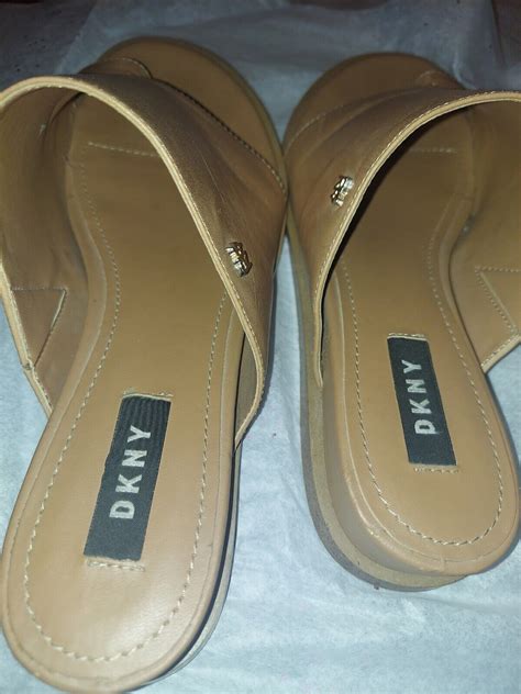 DKNY Camel Brown Leather Thong Wedge Mule Sandals Siz Gem