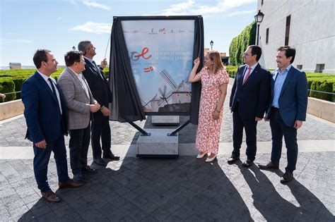 Inauguran En Toledo La Exposición Sobre Los 40 Años De Autonomía De Clm