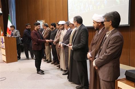 گزارش تصويري برگزاري مراسم بزرگداشت روز دانشجو در دانشگاه ايلام