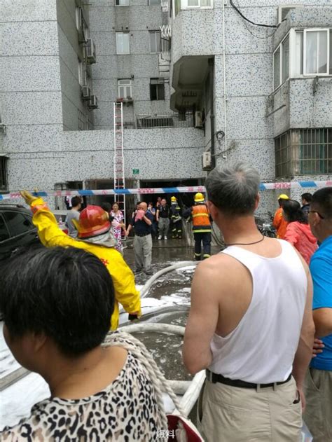 上海楊浦區吉浦某小區發生火災 每日頭條