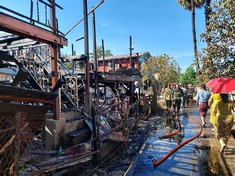 ဖယောင်းတိုင်ဖြင့် ဘုရားမီးပူဇော်ရာ ဘုရားကျောင်းဆောင်အားမီးကူးစက်လောင်က