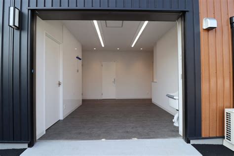 ガレージでお店が開ける！hhd店舗版の実例を紹介！ ガレージ・倉庫・農業用倉庫ならカクイチ