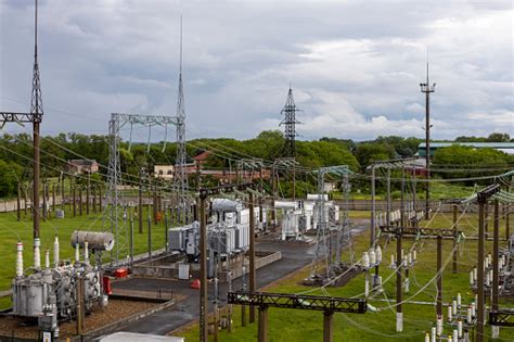 Tampilan Atas Gardu Listrik Gardu Induk Dengan Transformator Isolator