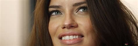 Close Up Of Adriana Lima Smiling 2k Wallpaper Download