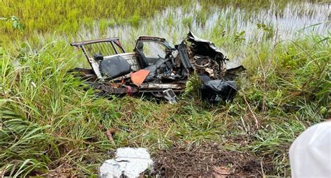 BR 364 Motorista de caminhonete fica em estado grave após se envolver