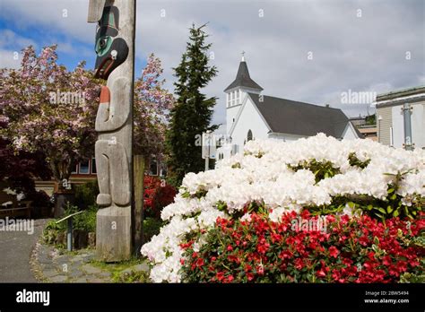 Ketchikan Chief Kyan Totem Pole Hi Res Stock Photography And Images Alamy