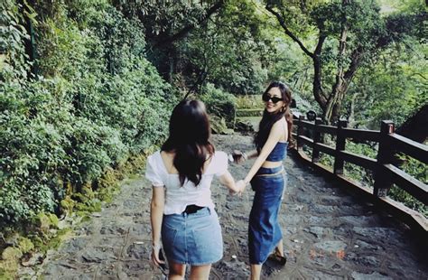 Potret Persahabatan Fei Dan Jia Eks Miss A