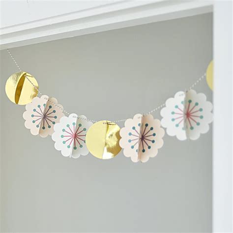 모빌·가랜드 Flower Garland 오늘의집 쇼핑