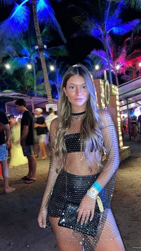 5 Fun And Flirty Festival Dresses For Summer From Boho To Bold Finding
