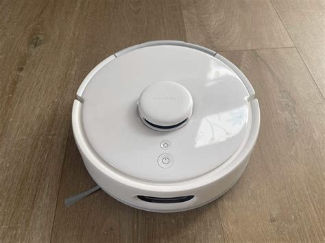 Switchbot K10 Pro Test Vacuum Robot In Small Format
