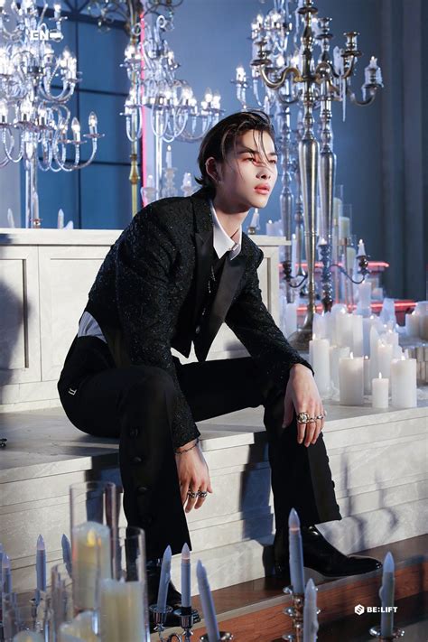 ♡ㅑ키 ⁻ʚ⁻ On Twitter 아무래도 초 섹 시 미 남 뱀파이어컨셉 곡 들고 올 것 같다 그냥 내 예감이 딱그래