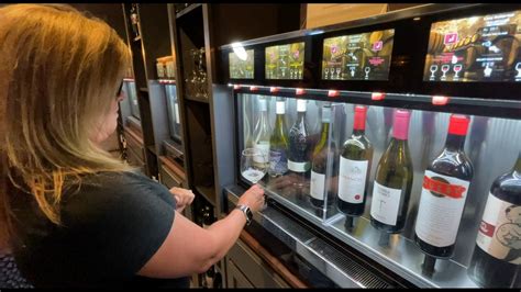 Puyallups Lazy Ballerina Wine Bar Blends New Tech And Old Vibes