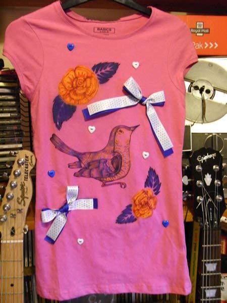camisetas creadas por diseñadores gráficos