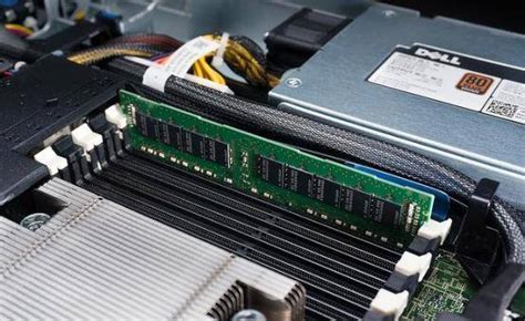 电脑内存ddr3与ddr4大对比，两种内存能通用吗？搜狐汽车搜狐网