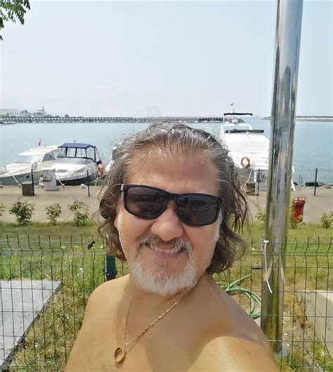 Pin By Kosik Ilona On Dr Nurullah Burak Korkmaz Bra Image Doctor