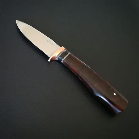 A Gents Knife With Walnut No Ricasso Countryside Skills Craft And Diy