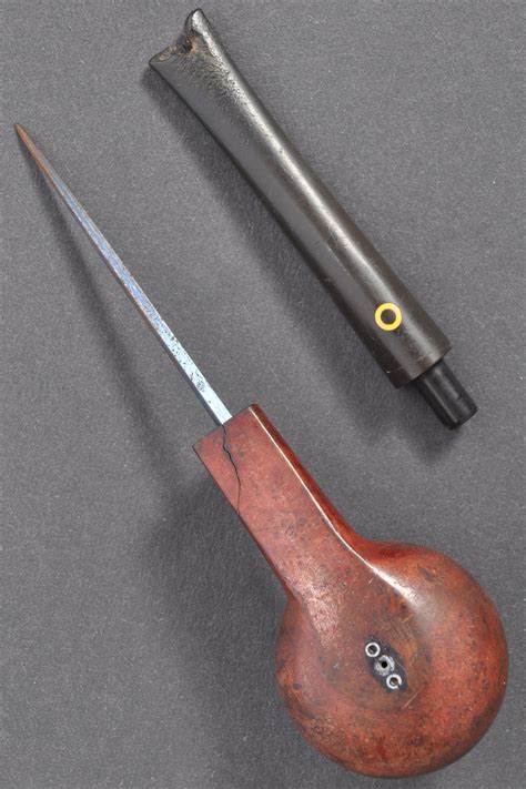 Wwii Mi9 Escape And Evade Rare Secret Pipe Dagger Auktionen And Preisarchiv
