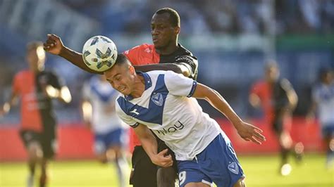 Vélez Se Salvó Del Descenso Con Un Gran Triunfo Ante Colón Que Jugará