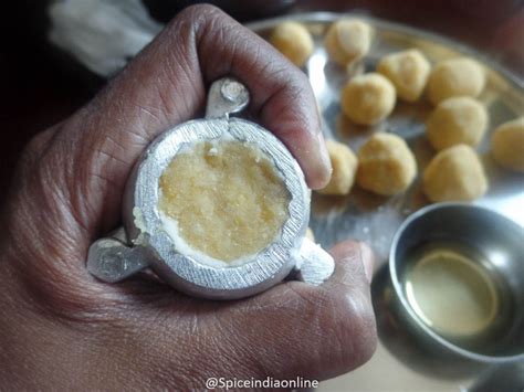 Mothagam Recipe Vella Kozhukattai — Spiceindiaonline