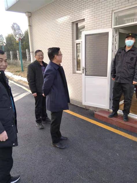 院党委书记彭占亭看望慰问学校春节值班人员 许昌电气职业学院