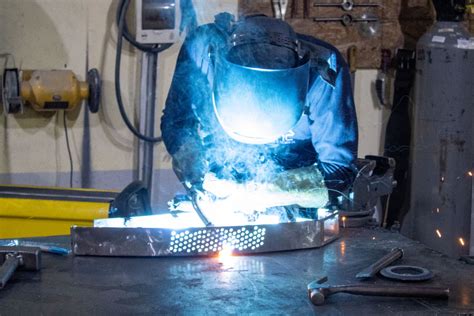 Soldadura MIG Y TIG CNC LASER DE COLOMBIA SA