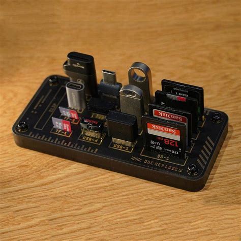 cyber memory card sd tf card storage box chubbycable