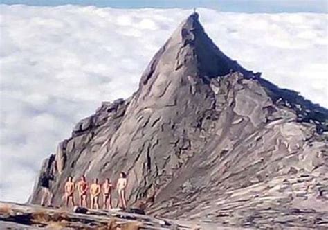 马来西亚官方指责登山者裸照引发地震 登山 攀岩 新浪户外 新浪体育 新浪网