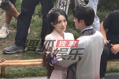 徐璐魏哲鸣拍戏互动愉快 老熟人暧昧氛围也拉满 搜狐大视野 搜狐新闻