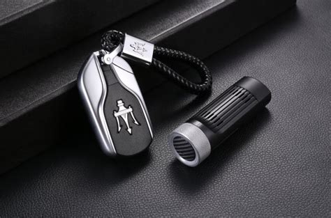 Cardongle Replaces Android Auto With An Android 90 Usb Computer