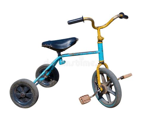 Gammal Cykel För Tappningtrehjulingbarn Arkivfoto Bild av plats mark