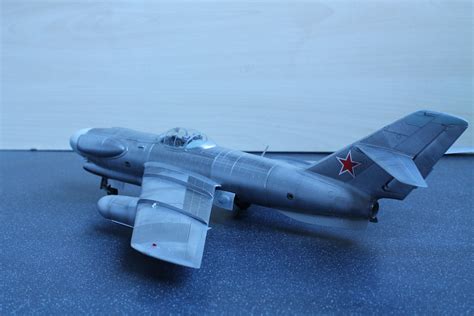 Ла- 200Б — Каропка.ру — стендовые модели, военная миниатюра