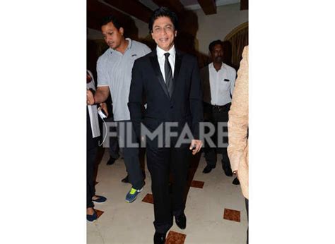 Shah Rukh Khans Dapper Look Filmfare