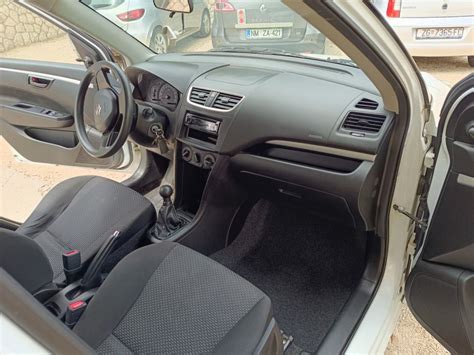 Suzuki Swift 1 2 Ga 2016 God