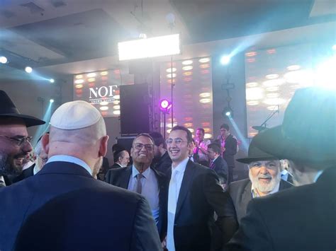 השר יואב בן צור חיתן את בת הזקונים כולם התייצבו צפו