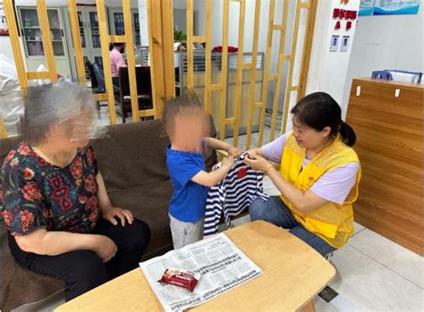 纬二路街道爱国巷社区开展情暖童心助力成长活动 澎湃号政务 澎湃新闻 The Paper
