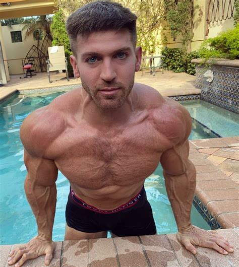 I Love Muscles Plain And Simple On Tumblr
