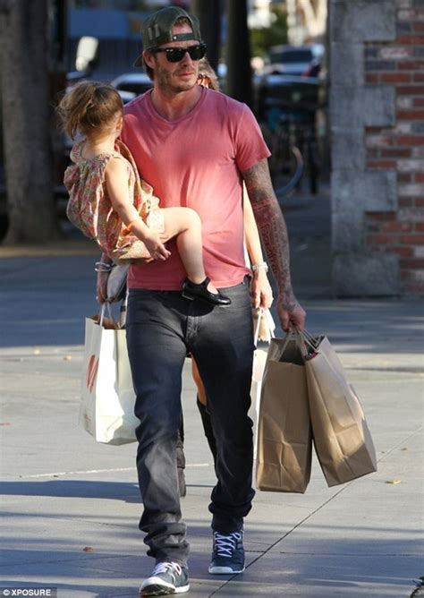 딸 하퍼와 시도때도 없이 뽀뽀하는 베컴 인스티즈instiz 이슈 카테고리