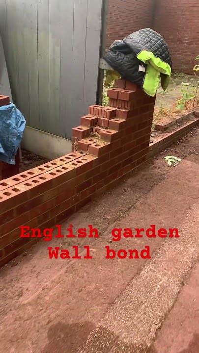 Bricklaying English Garden Wall Bondconstruction Satisfying Youtube