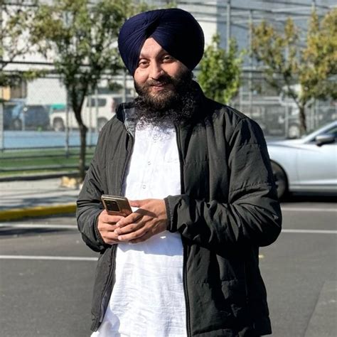 ਸੱਚਖੰਡ ਸ੍ਰੀ ਹਰਿਮੰਦਰ ਸਾਹਿਬ ️ Fanofbhaisimarpreetsingh On Threads
