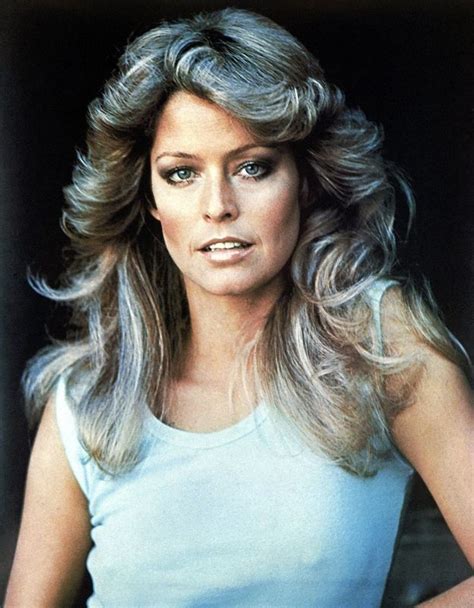 Le Farrah Fawcett Flip Le Grand Retour Du Brushing Le Plus Volumineux