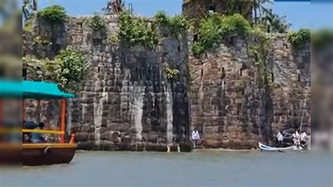 Indian Navy Day Pm Modi To Attend Navy Day At Shivaji Maharajs Sea