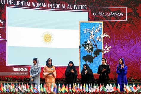 برندگان نخستین کنگره زنان تاثیرگذار بین‌المللی چه کسانی بودند؟ رزومه